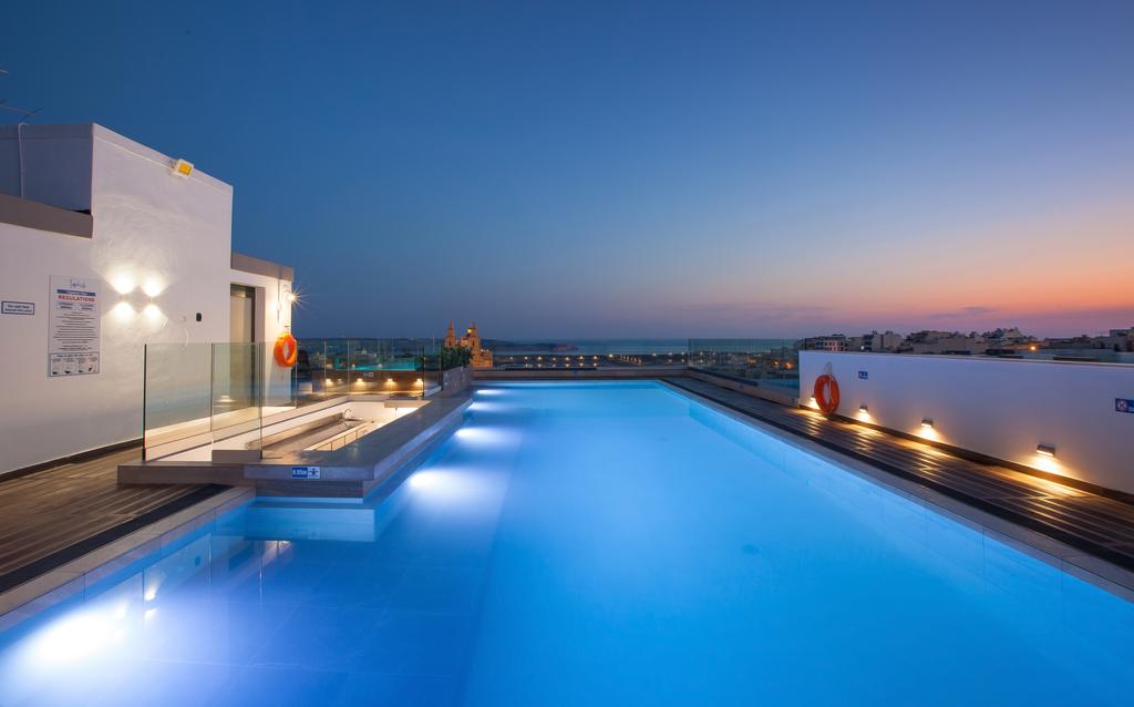 Malta Last Minute: 1 Woche im Holiday Inn Express mit Frühstück und ...